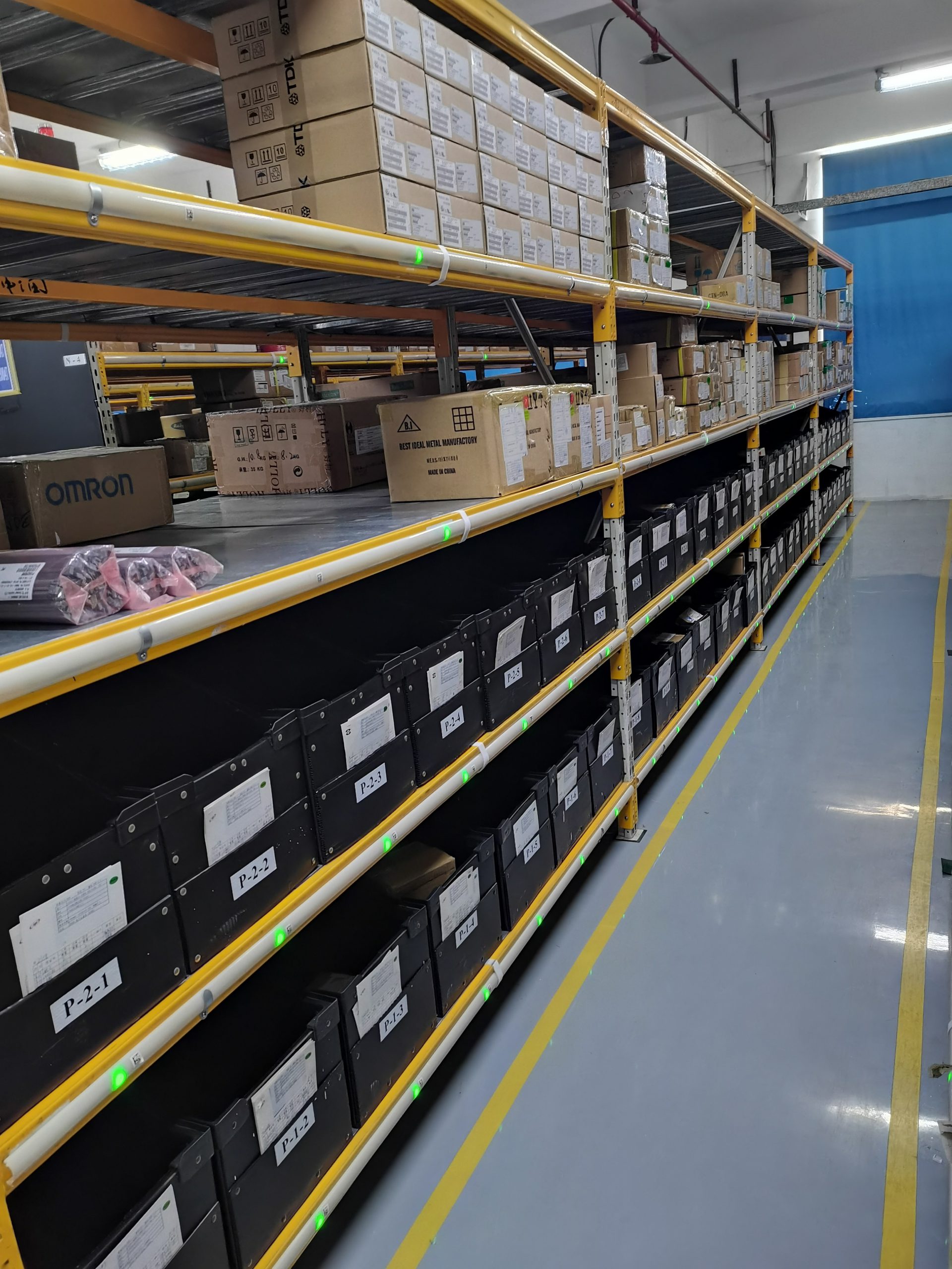 Intelligent SMD Electronic Components Warehouse – Hip Fung ...